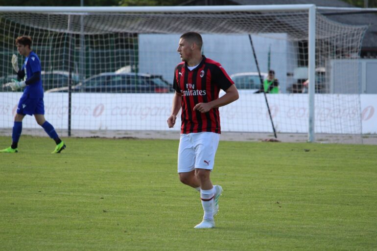 Chi è Riccardo Tonin, l'attaccante scuola Milan vicino alla Juve Stabia