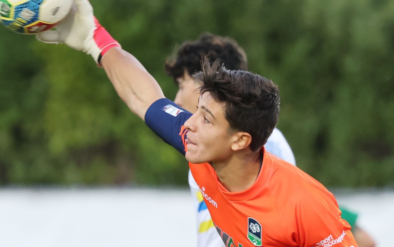 Giocava in Nazionale con Maldini: la storia del portiere che sta ...