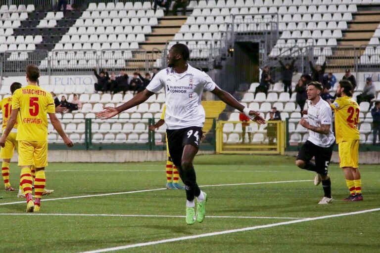 Il Napoli di Spalletti, l'amicizia con Malcuit e l'Ancona: la storia di ...