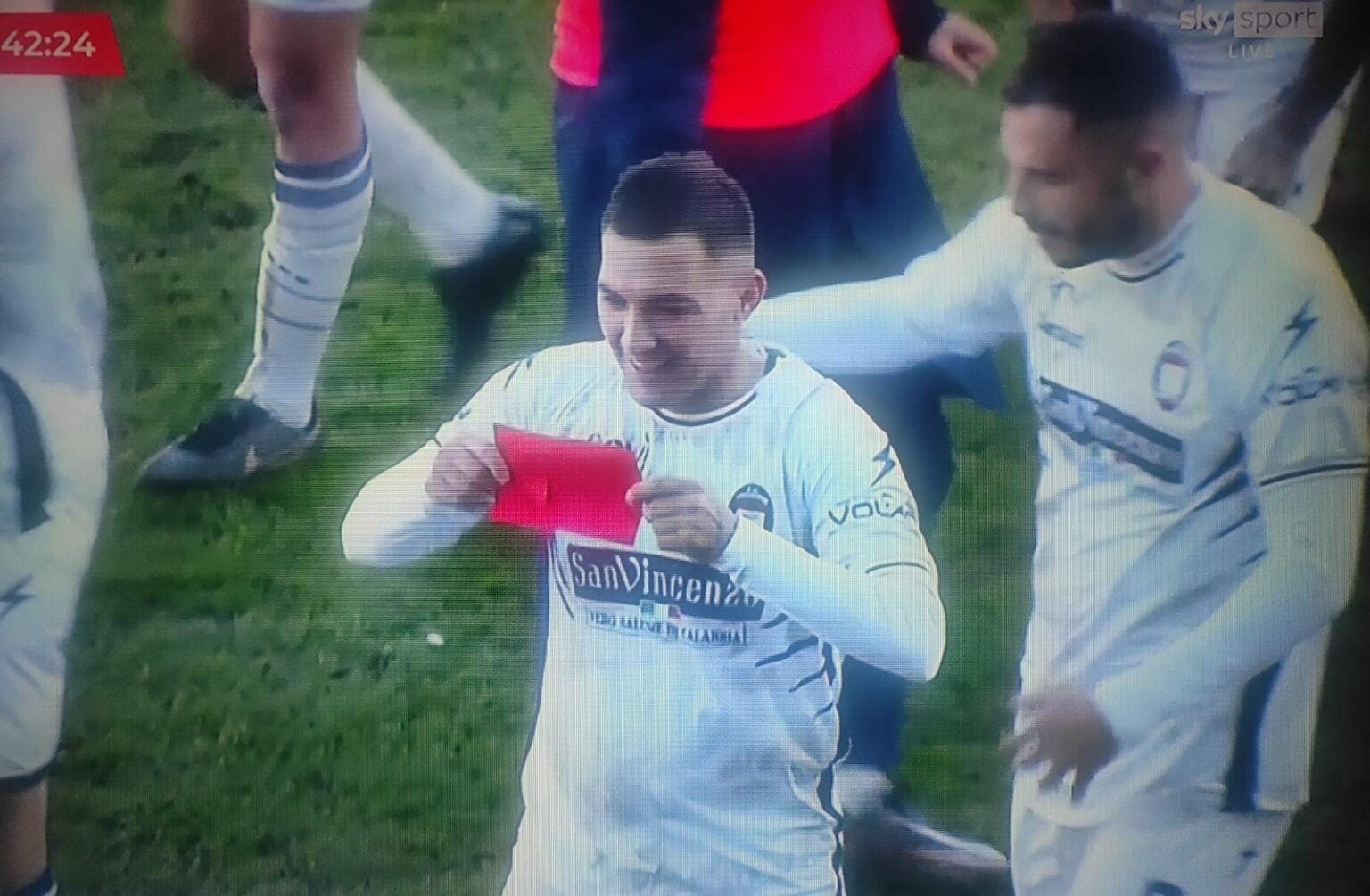 Chiricò, il gol e la dedica speciale: Mino, cuore grande del Crotone