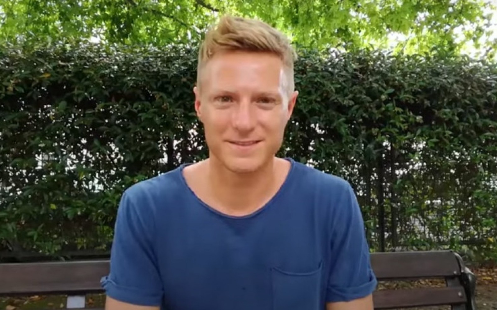 Sorrisi, riconoscenza e rispetto: l'intervista a Raggio Garibaldi