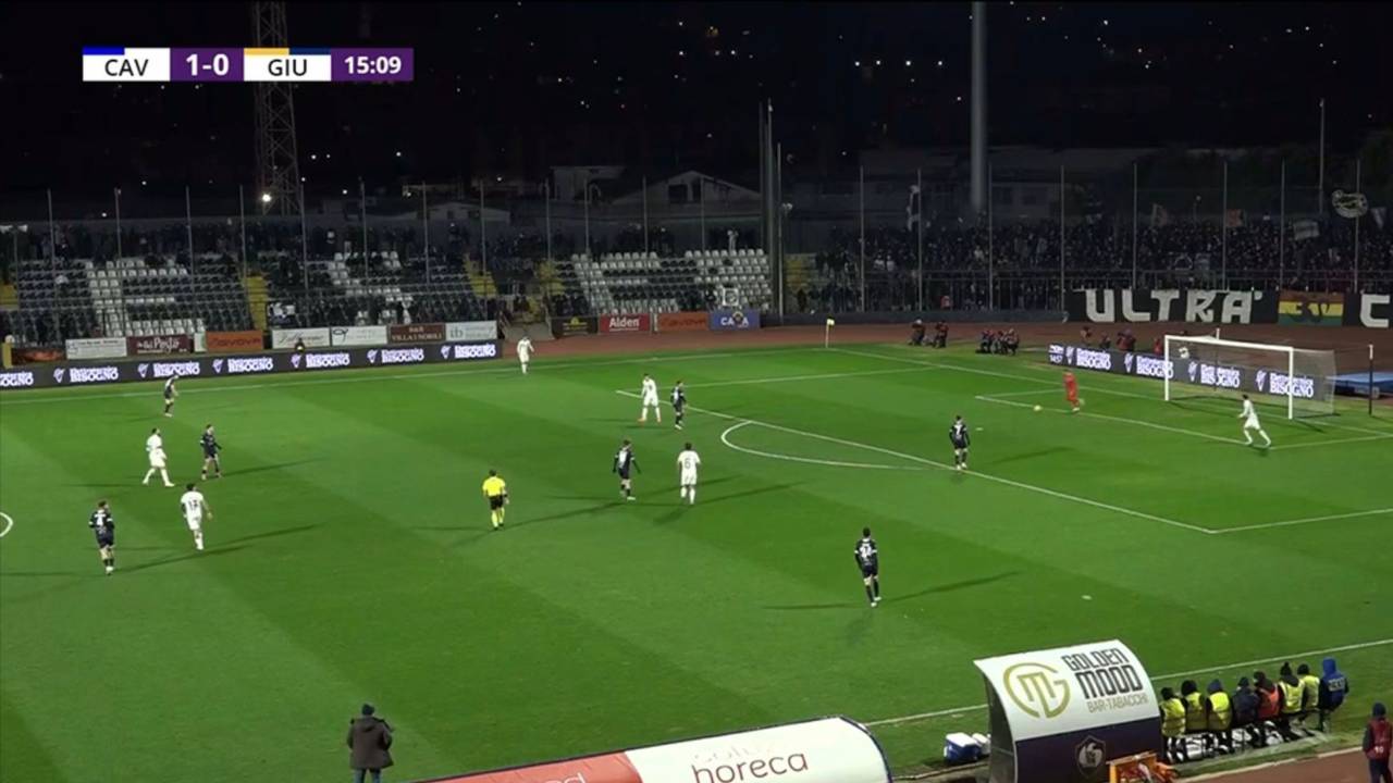 Cavese-Giugliano, tre black out al Simonetta Lamberti